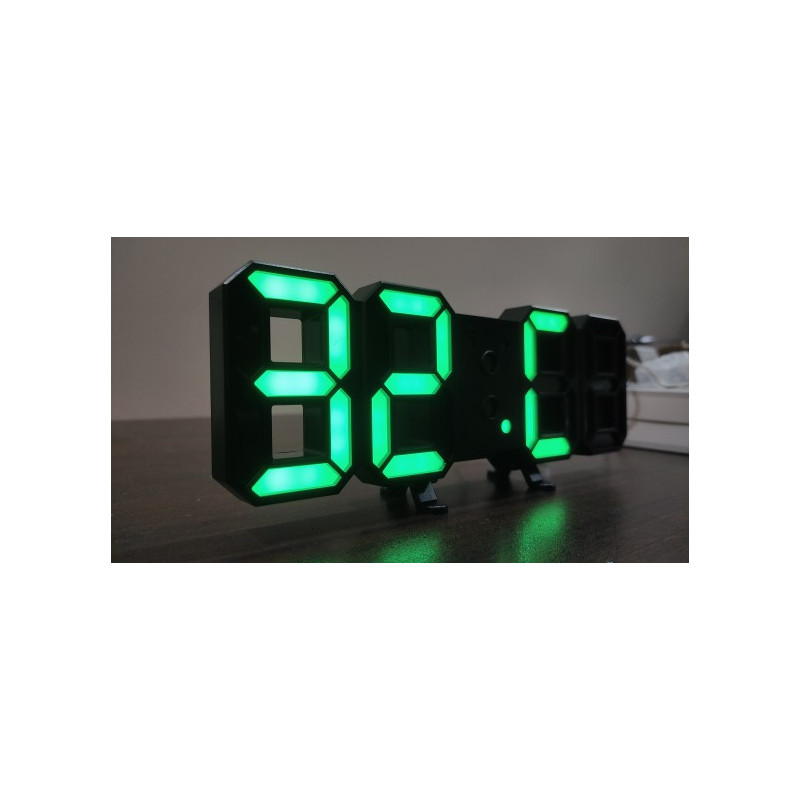 3D Digital clock - Green