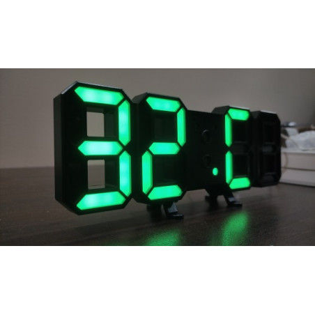 3D Digital clock - Green